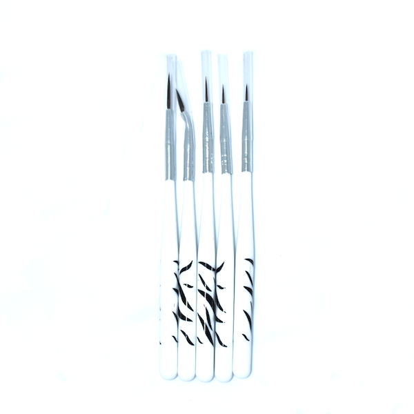 White mini detail brush set – Paint Plot